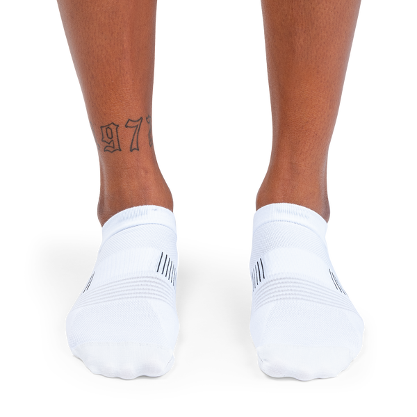 ON Ultralight Low Sock Womens | Sole Motive